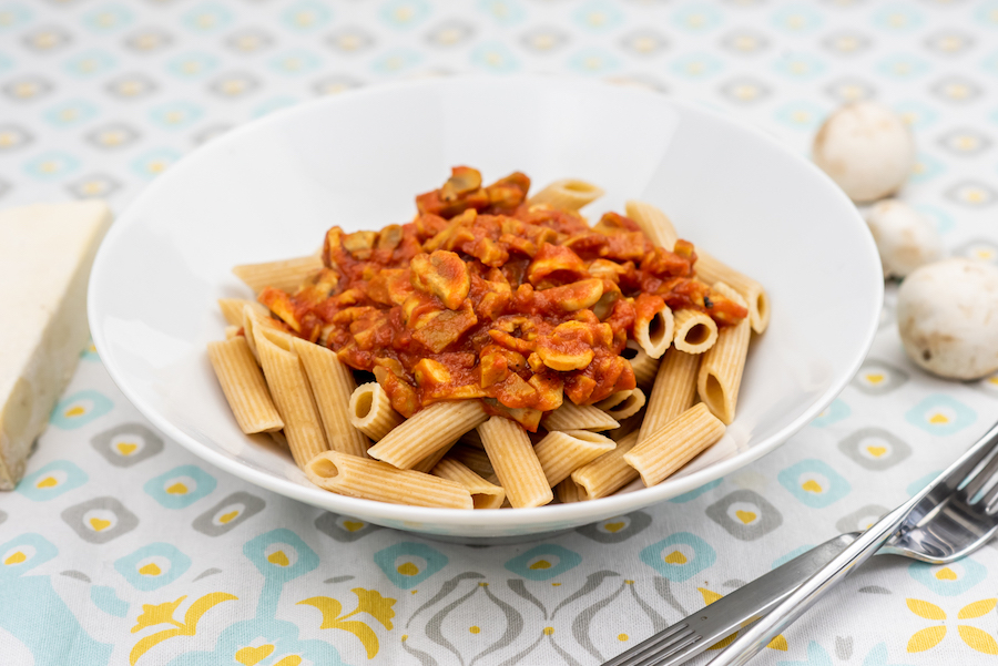 Pasta with seitan and mushrooms | Recipe from our Dietitian ...
